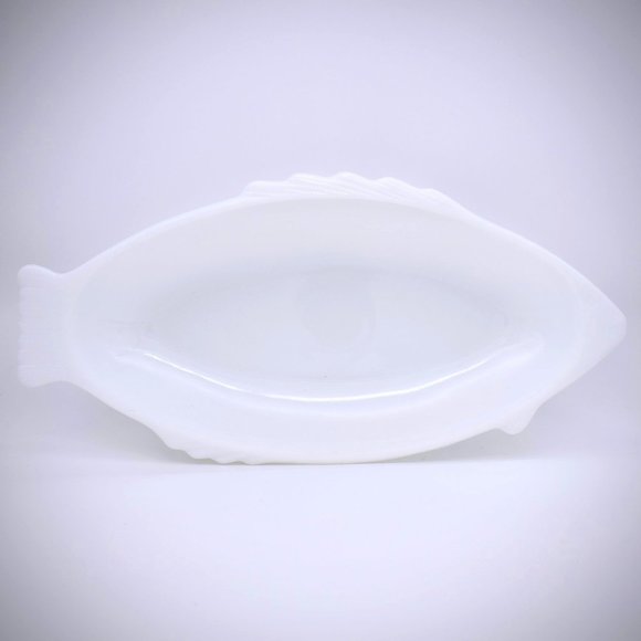 Glasbake | Dining | Glasbake White Milk Glass Fish Dish Plate Platter ...